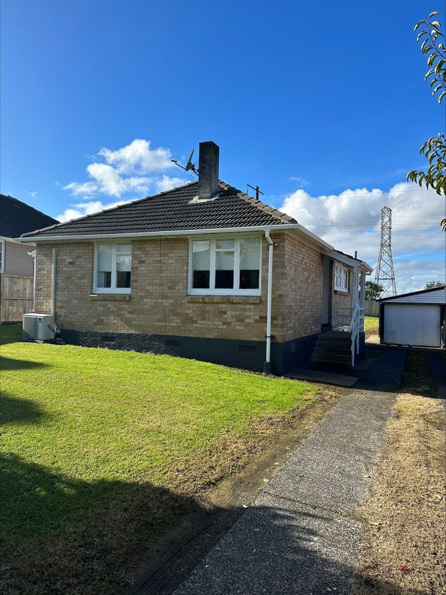 25 Te Wheoro Crescent, Meremere > REMAX Stars