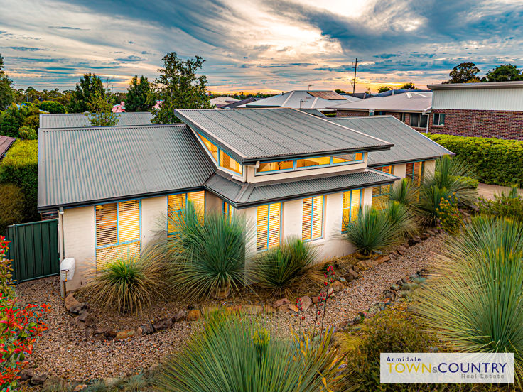 13 Netherton Park Avenue, Armidale > Armidale Town & Country Real Estate