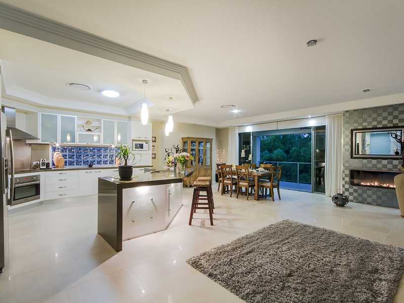 6 Wilcox Close Reedy Creek Queensland House for Sale - RE/MAX Australia