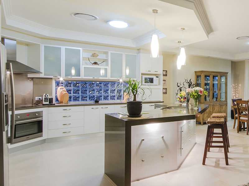 6 Wilcox Close Reedy Creek Queensland House for Sale - RE/MAX Australia